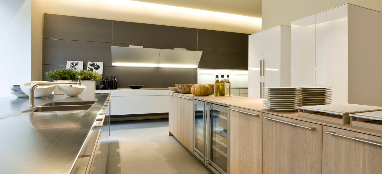 How to Light a Kitchen - Free Lighting Design Advice & Ideas