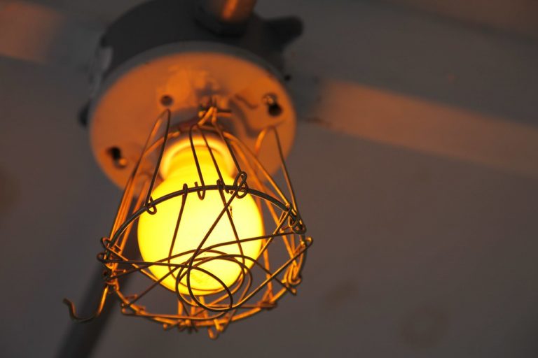 How Bright Is 100 Lumens Your Lumens Brightness Guide 