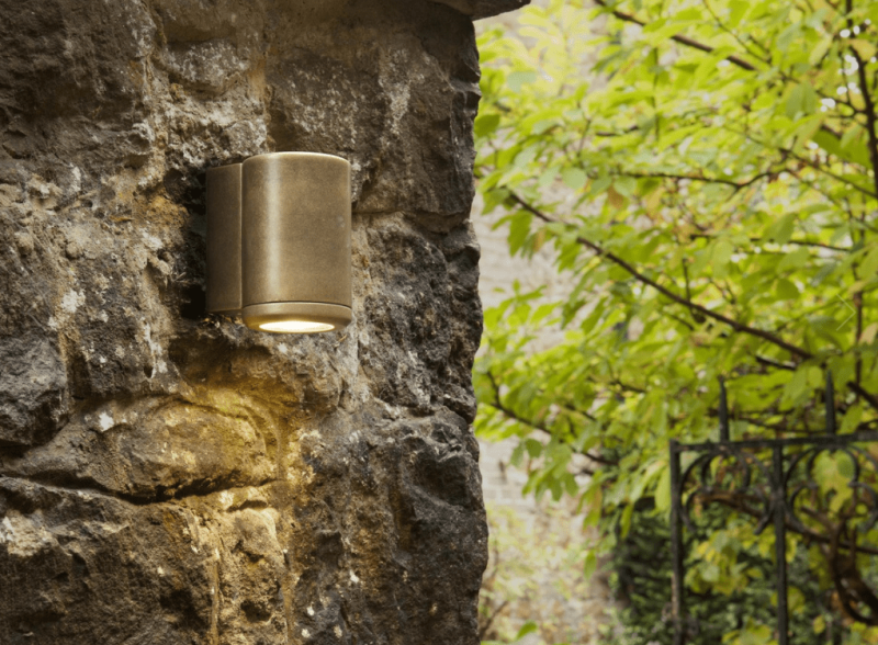 Wet Rated Lights: When to Use Wet or Damp Rated Lighting?