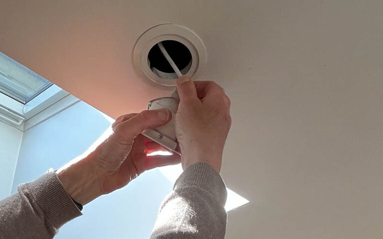 How to Change Recessed Light Bulbs: A Step by Step Guide
